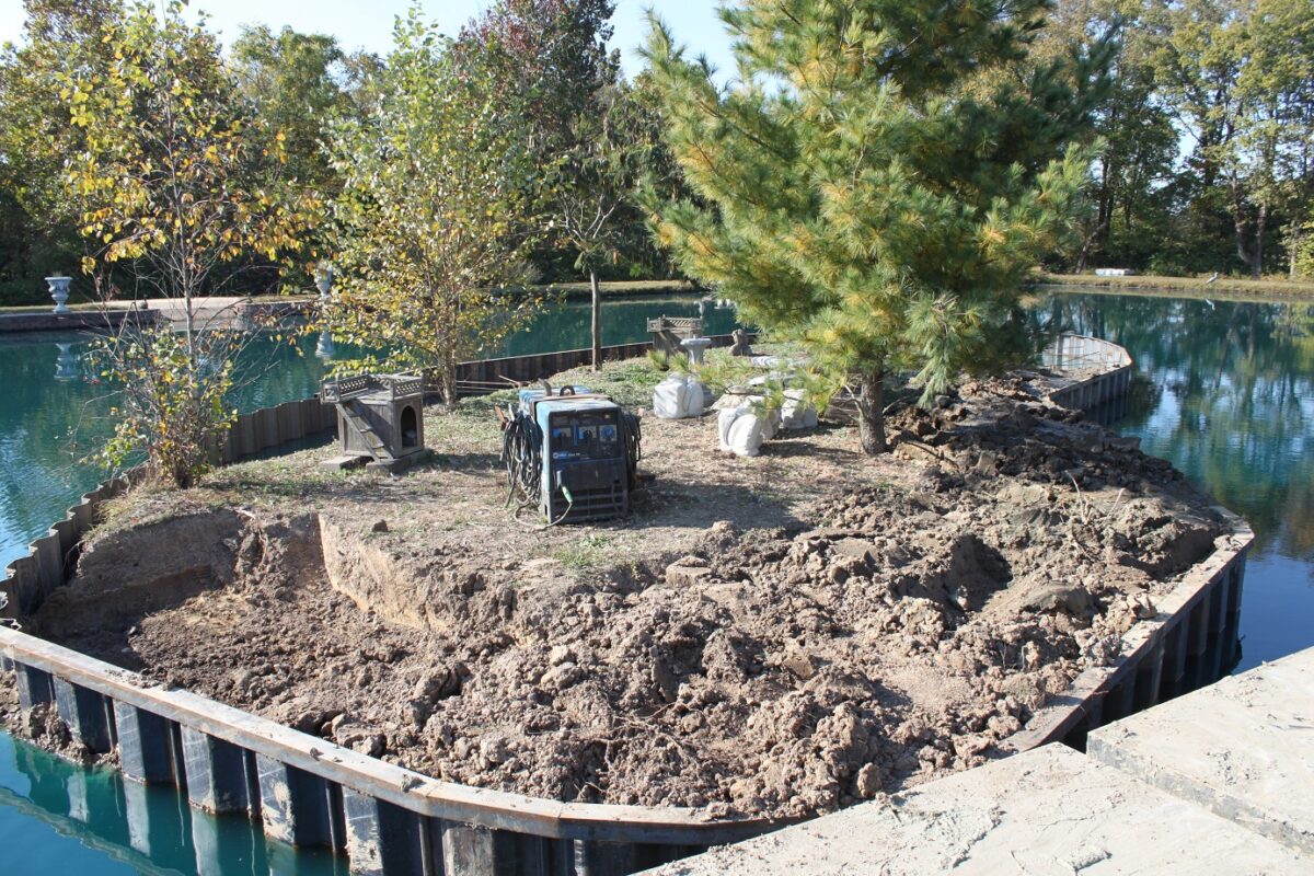 Gallery of the Seawall Built Around Island by B&R Construction – B & R ...